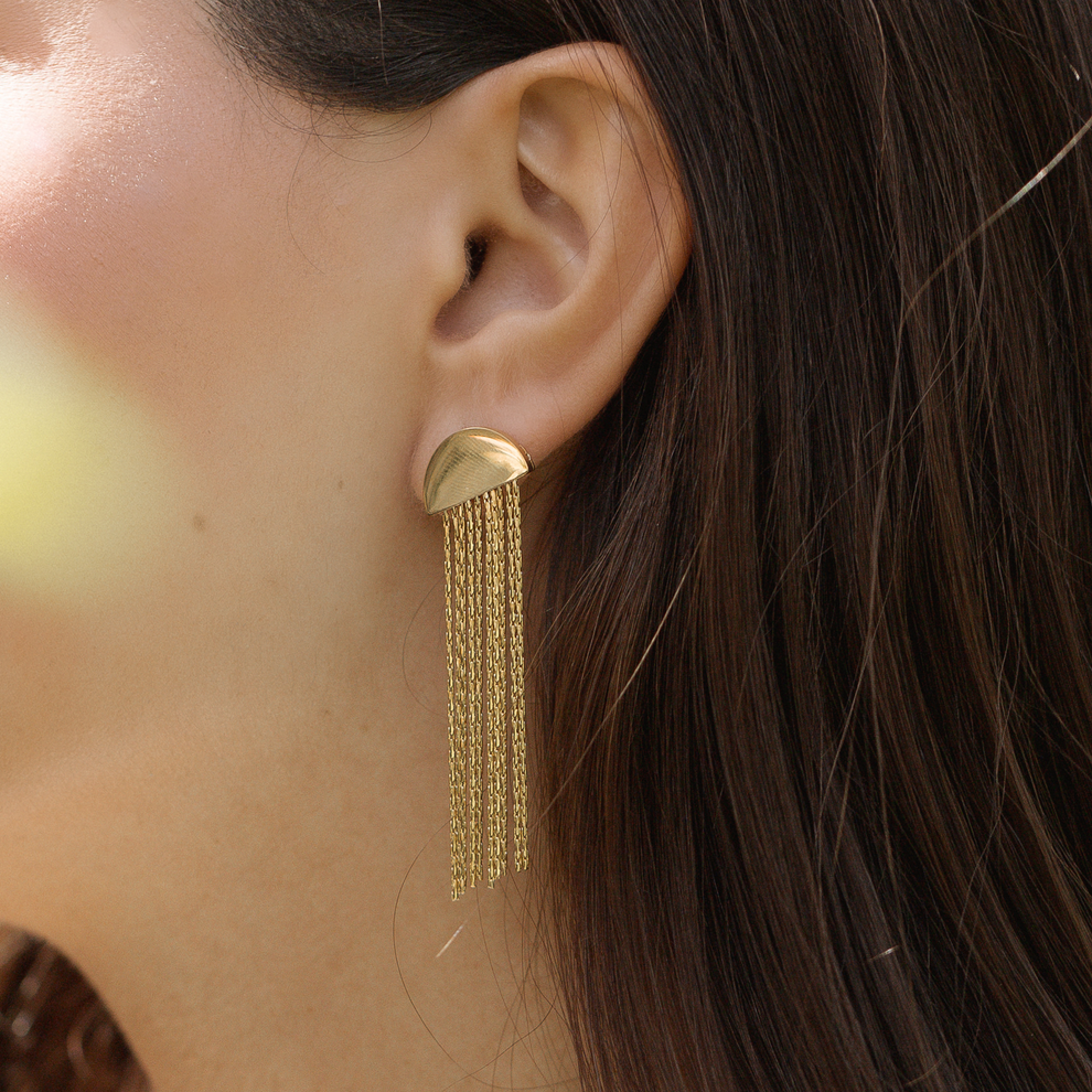 Arete Largo con Tiras – Chapa de Oro – Aurela 18K